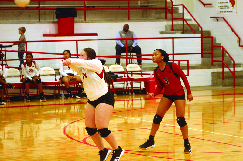 Cardinal Volleyball sweeps McClellan | Camden News