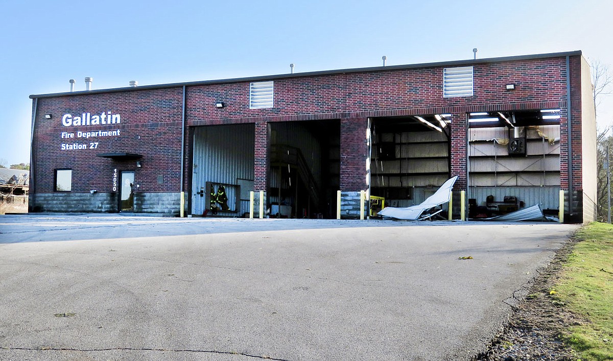 Gallatin Fire Station damaged by storm | The Herald Leader
