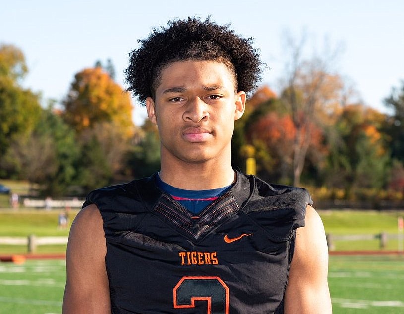 Hogs land Connecticut cornerback | Northwest Arkansas Democrat-Gazette