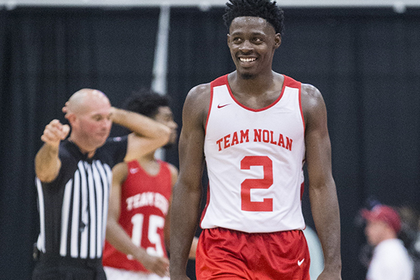 WholeHogSports - Bailey finding shot early on for Hogs