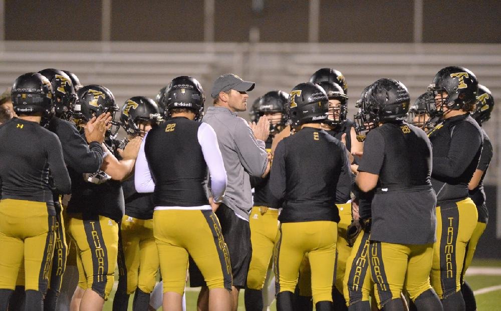 HIGH SCHOOL FOOTBALL: Trumann at Joe T. Robinson