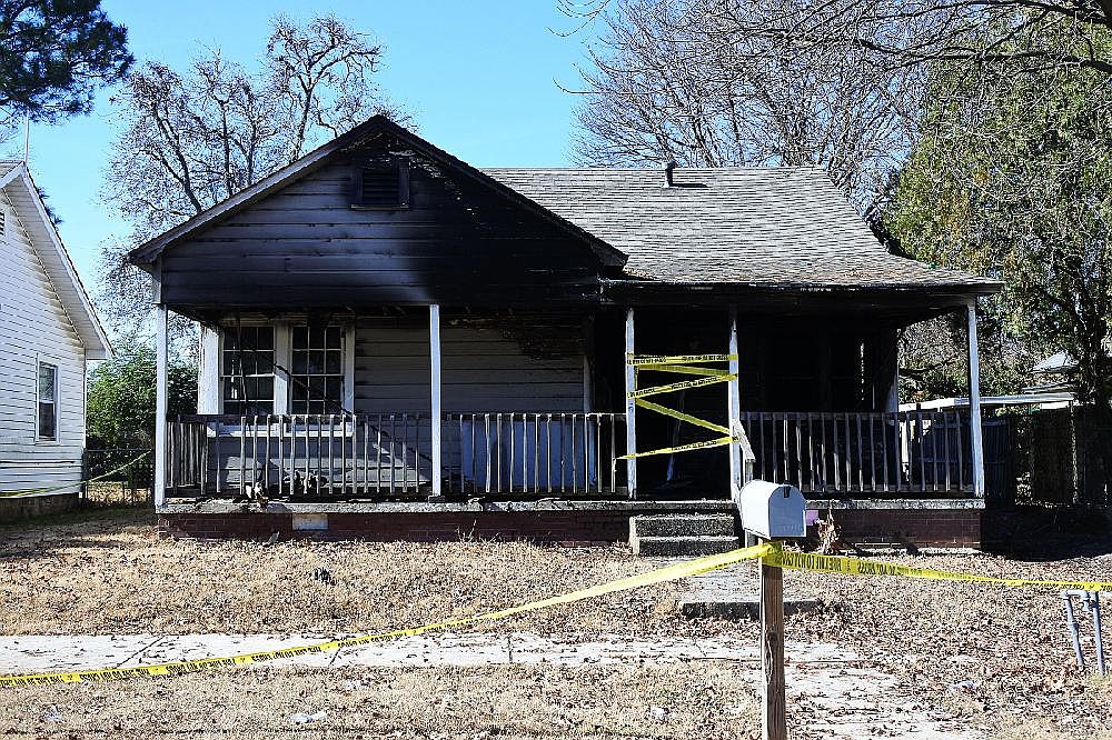 Fort Smith house fire kills toddler, injures 3 siblings and mom | The ...