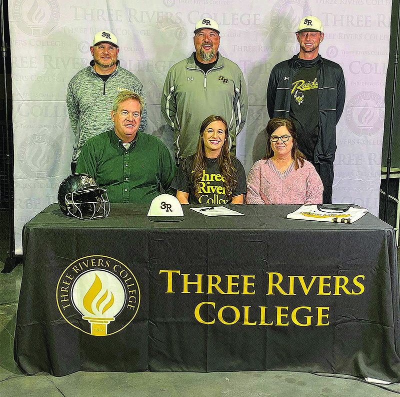 PC's McAuliffe signs to play at Three Rivers | El Dorado News