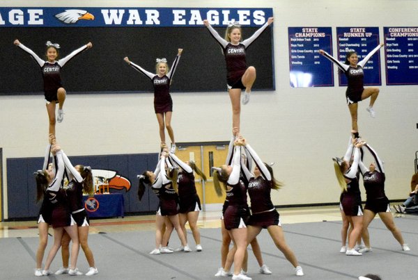 Bulldogs, Pioneers cheer up to first-place finishes | Westside Eagle ...