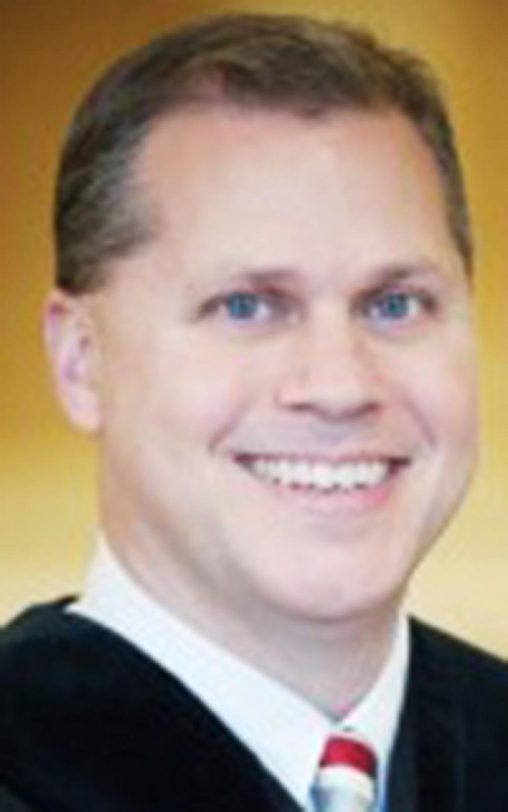 Arkansas' high court says count signatures on eye issue