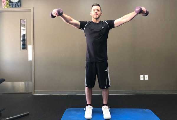 MASTER CLASS: Shoulders benefit from low weight, high-rep workouts ...