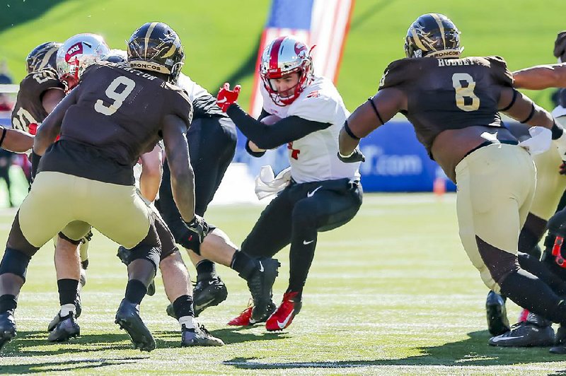 Storey ends happily after long kick | Northwest Arkansas Democrat-Gazette