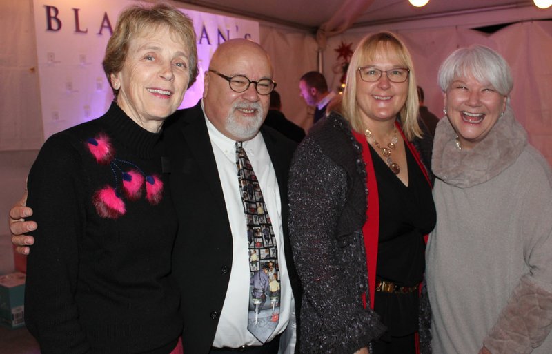 Decked halls help groups | Northwest Arkansas Democrat-Gazette