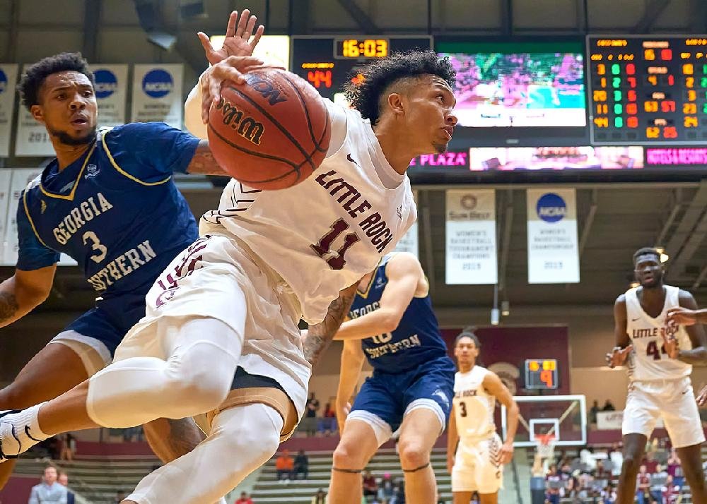 Trojans finish off close one