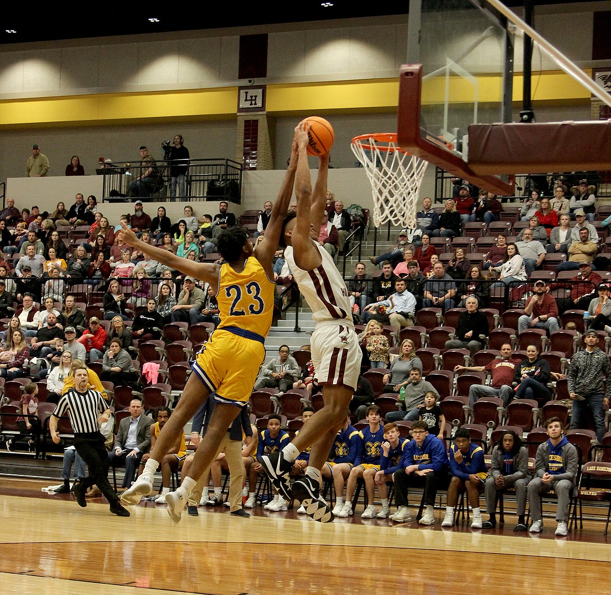 WATCH: Winston, Lake Hamilton take down Lakeside | Hot Springs Sentinel ...