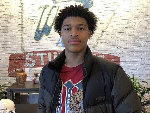 Johnson among 3 who knew Arkansas was the place | Whole Hog Sports