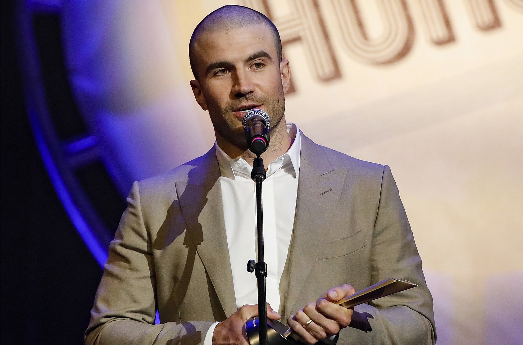 Country singer Sam Hunt plans Walmart AMP concert | The Arkansas ...