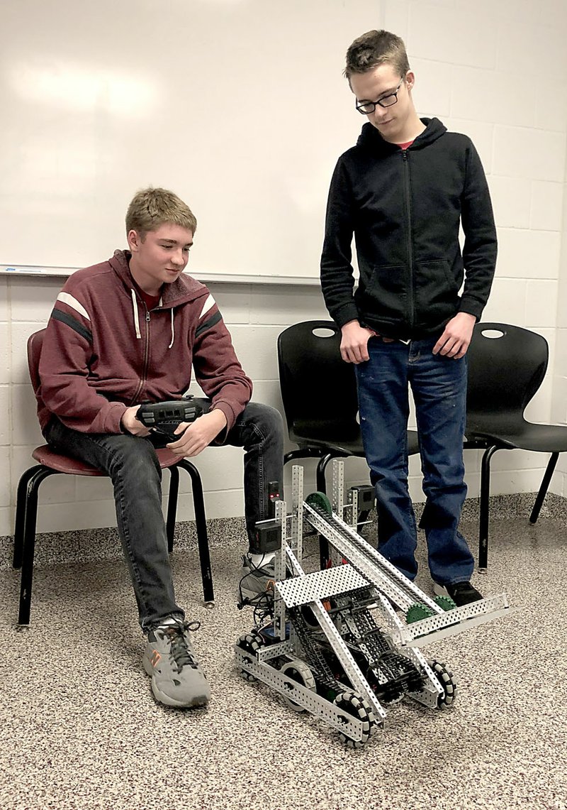 Gentry School Board hears from students, receives robotics ...