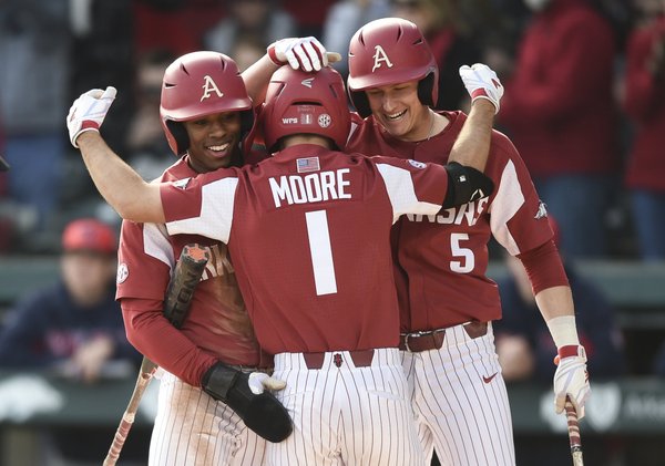 Moore a hit for Razorback baseball | Hot Springs Sentinel Record