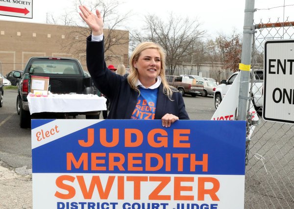 Switzer handily wins district court election | Hot Springs Sentinel Record