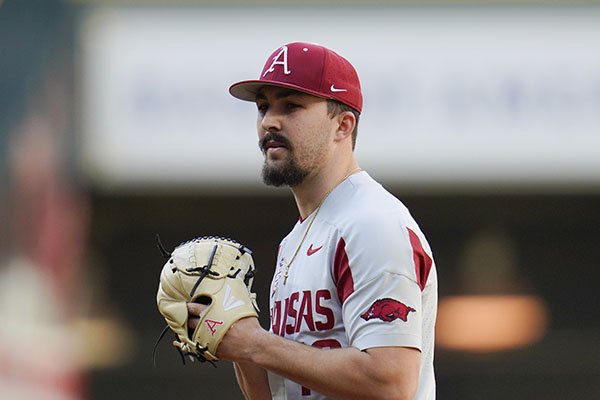 Noland will miss Arkansas' series this weekend