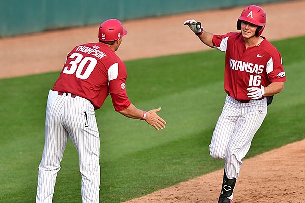 WholeHogSports - Fresh face, redeemed hitter help Hogs in most complete ...