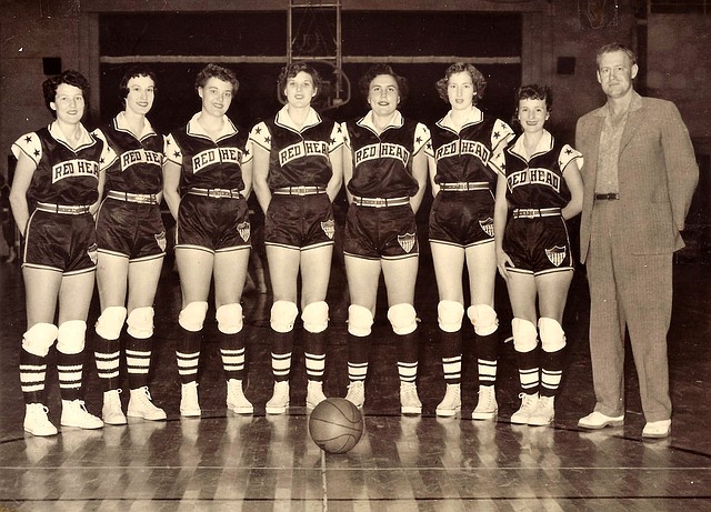 Red Heads were pioneers in rise of college basketball for women ...