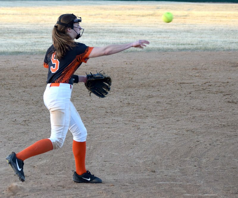 Lady Lions nip at Lady War Eagles, Lady Hornets for pair of victories ...