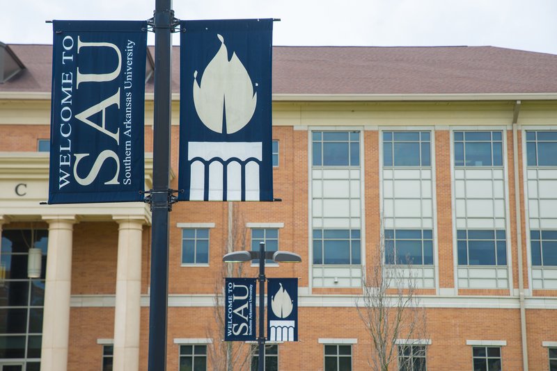 SAU faces $2.4M budget shortfall, alters grade scale for spring ...