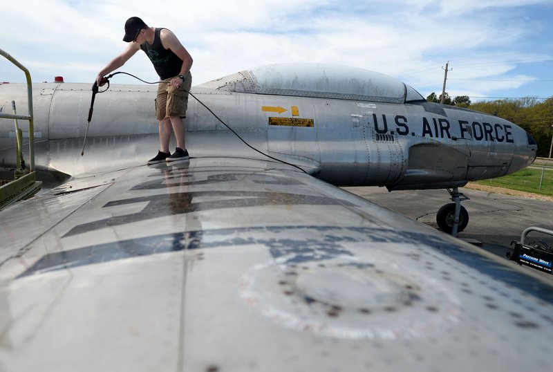 PHOTO GALLERY: Washing plane, painting pole, bee box garden | Northwest ...