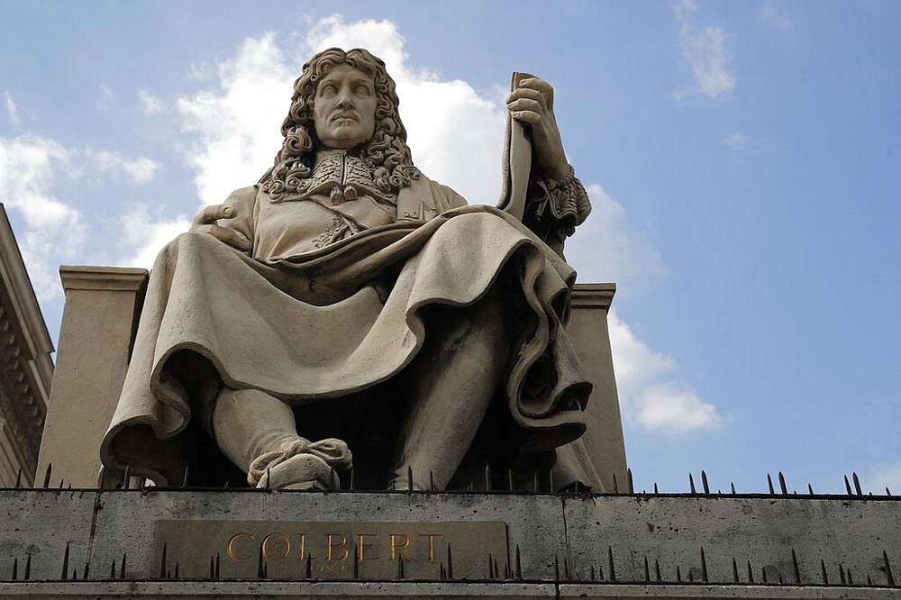 France's colonial statues