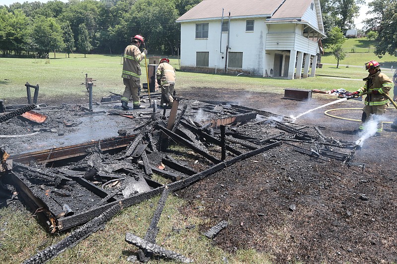 Fire destroys shed | Hot Springs Sentinel Record