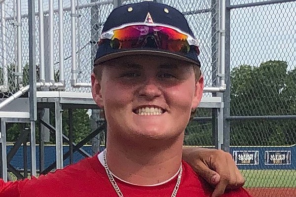 Arkansas signee Hyneman pumped about baseball season | Whole Hog Sports