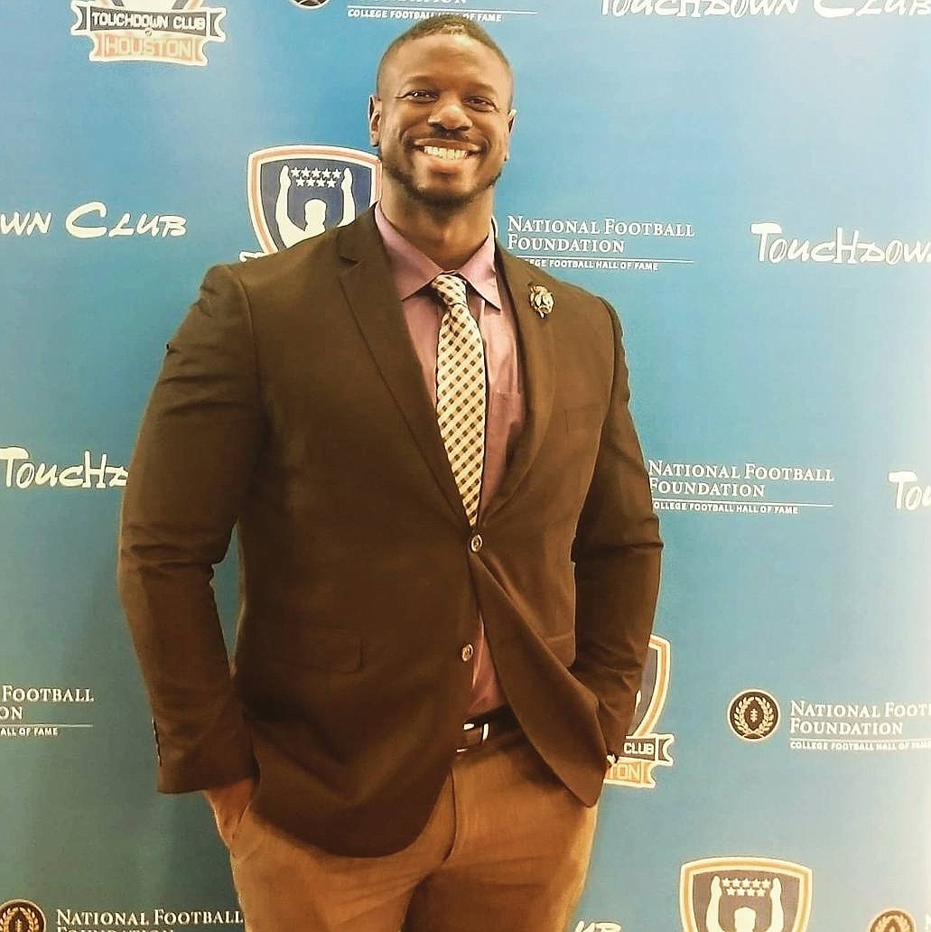 Former Wildcat and KC Chief seeks to help others be their best | El ...