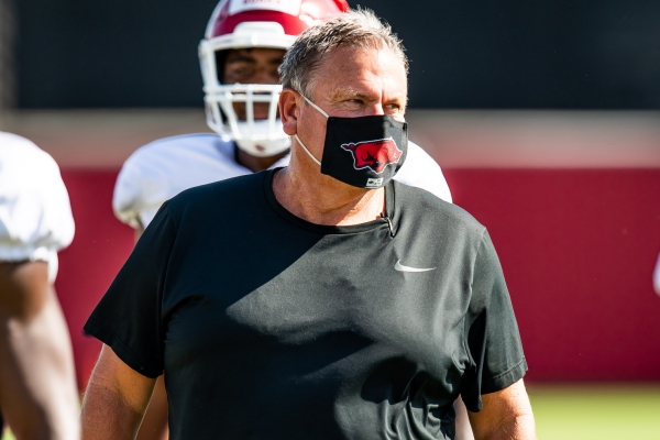 WholeHogSports - Razorbacks get ahead by getting even