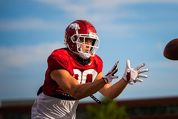 Surgery 'went great' for Arkansas LB Draper | Whole Hog Sports