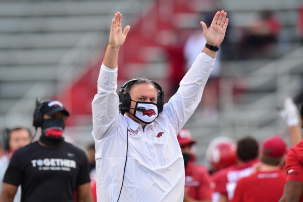 WholeHogSports - New attitude is serving Razorbacks well