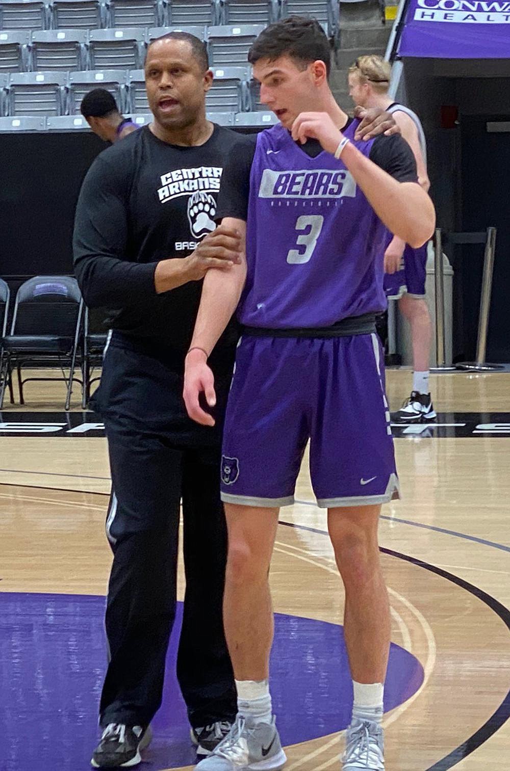 UA, UCA basketball contest set