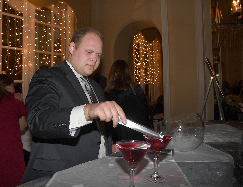COVID-19 'reimagines' Ice on Ice | Hot Springs Sentinel Record