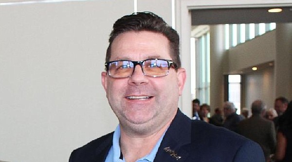 Little Rock Vice Mayor Lance Hines files election paperwork to run for ...