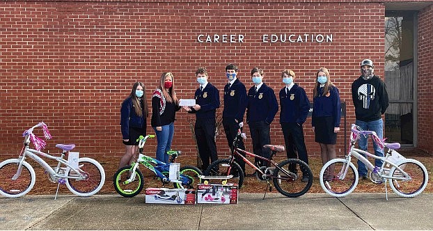 Taylor FFA helps Citizens for Taylor’s Crews N for Kids Bike Drive ...