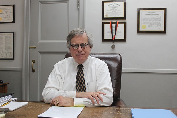 Guthrie, set to retire, reflects on career: Early days | El Dorado News