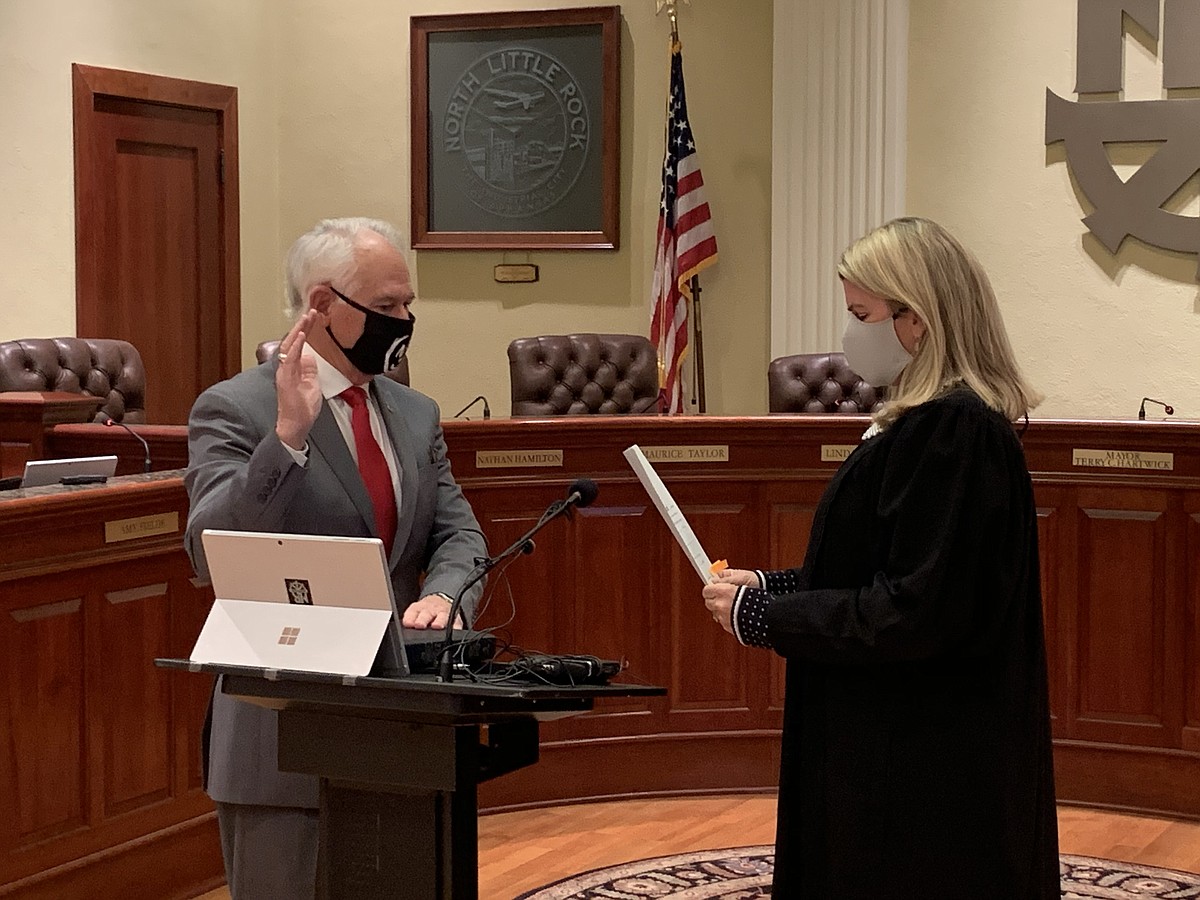 New North Little Rock mayor sworn into office | The Arkansas Democrat ...