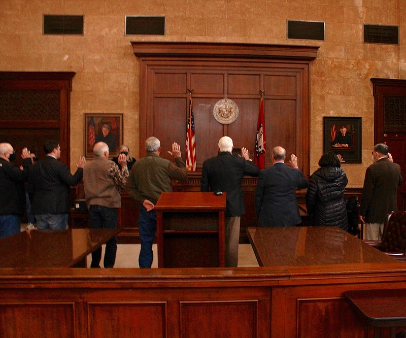 New officials, judges sworn in | El Dorado News