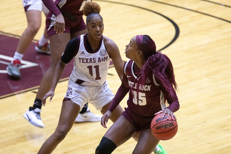 Late scoring spree puts away Trojans