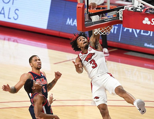 Razorbacks winging it without Sills | Northwest Arkansas Democrat-Gazette