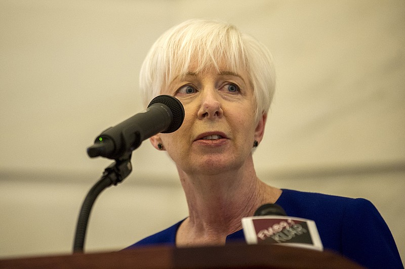 Secretary Of Arkansas Human Services Department Will Step Down Cites