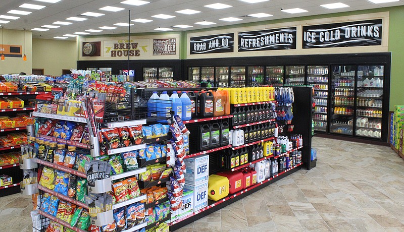 Rebuilt, upgraded Sumac Mart holds grand opening | El Dorado News