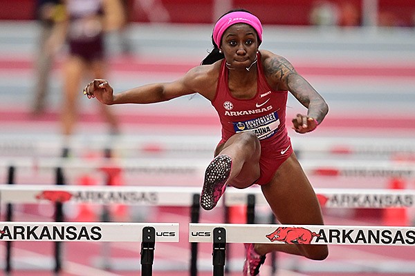 Edwards puts Arkansas on board on Day 1 | Whole Hog Sports