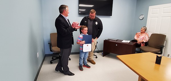 Bearden police chief honored for helping residents during pandemic ...