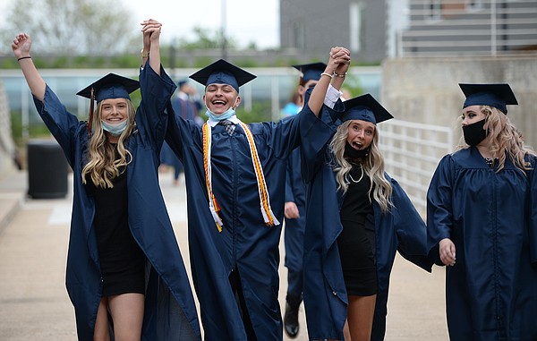 GALLERY: Rogers Heritage 2021 Graduation | Northwest Arkansas Democrat ...