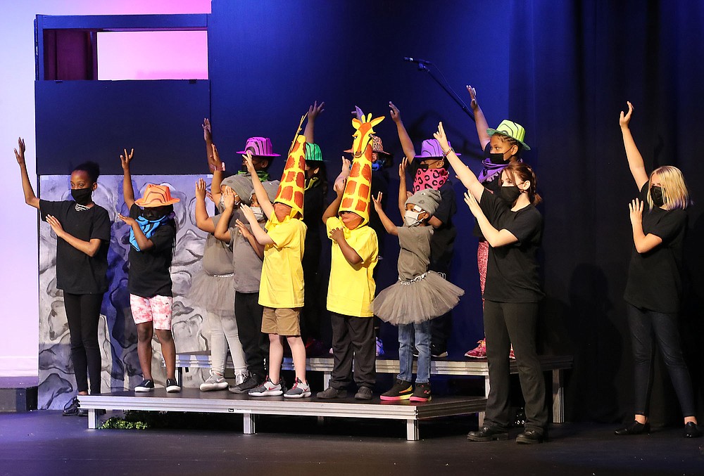 'Madagascar' play | Hot Springs Sentinel Record