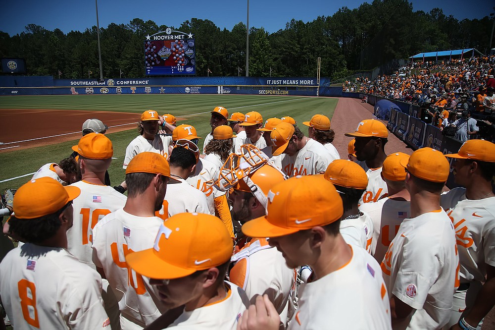 Arkansas defeats Tennessee 7-2 (SEC Tournament championship) | Whole ...