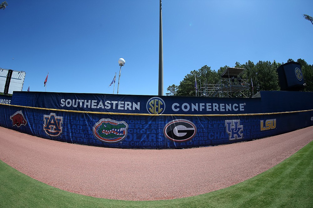 Arkansas defeats Tennessee 7-2 (SEC Tournament championship) | Whole ...