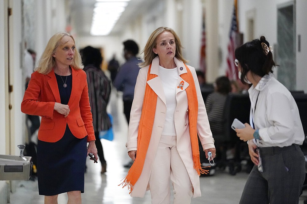 Panel questions ex-White House counsel | The Arkansas Democrat-Gazette ...